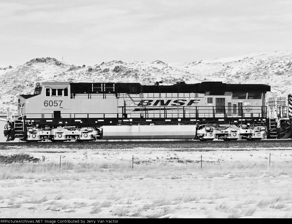 BNSF 6057